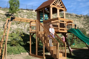 Why We Love Our New Swing Set and Giveaway! | It's a Lovely Life!