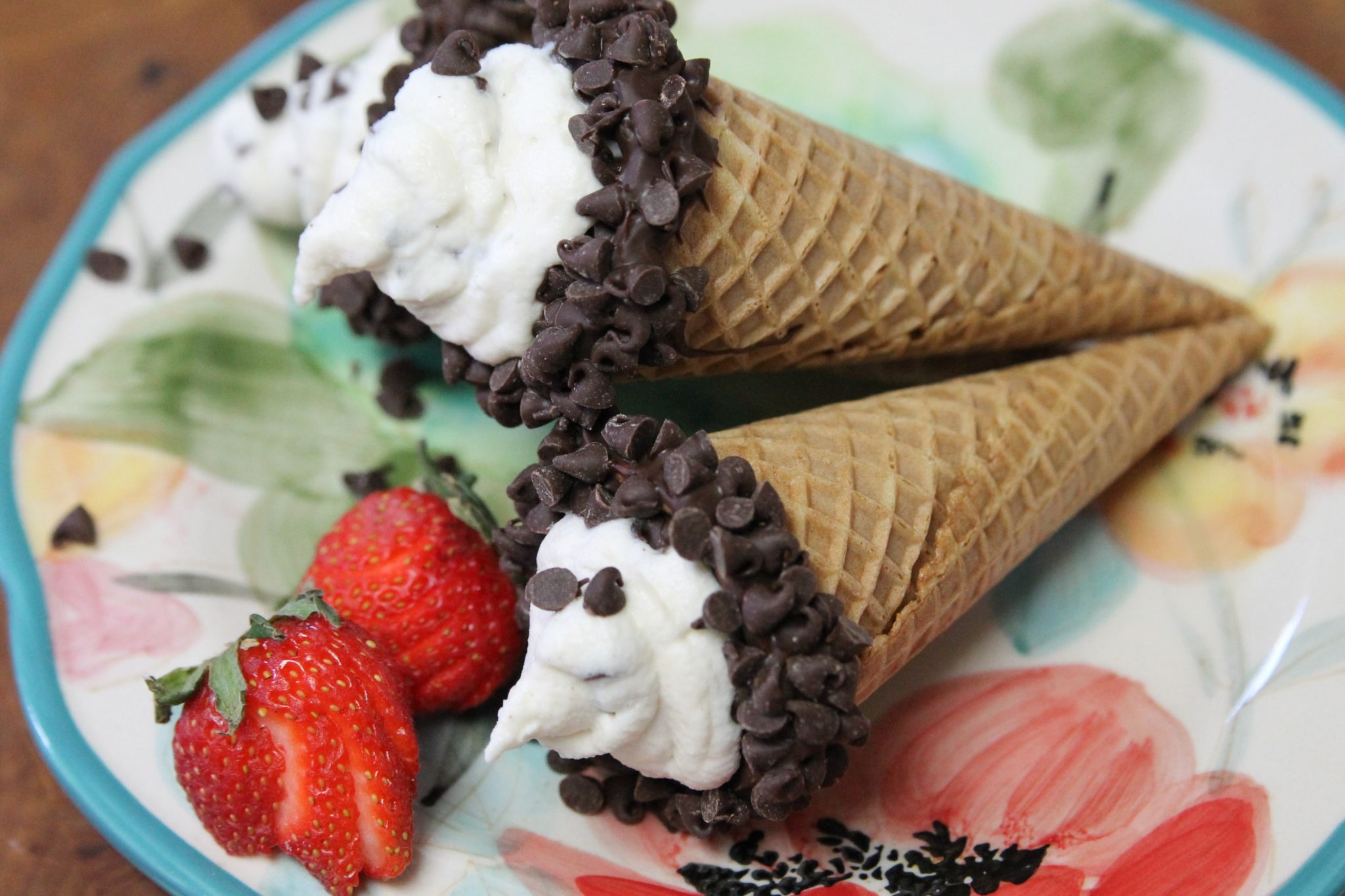 Chocolate Chip Cannoli Cones | It's a Lovely Life!