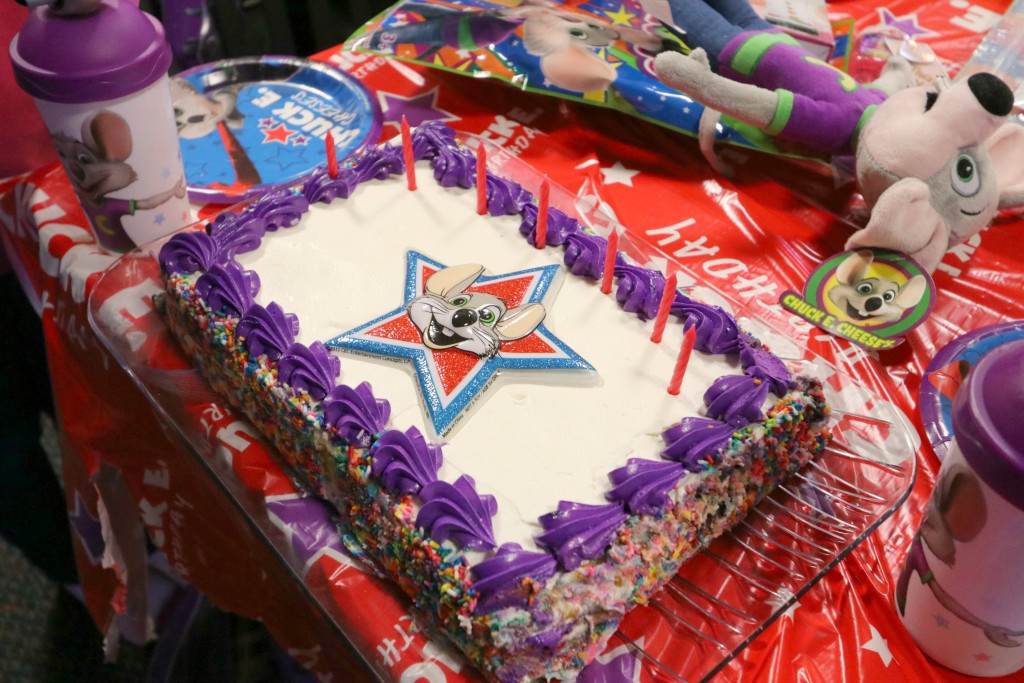 Epic New Birthday Parties At Chuck E. Cheese’s | It's a Lovely Life!