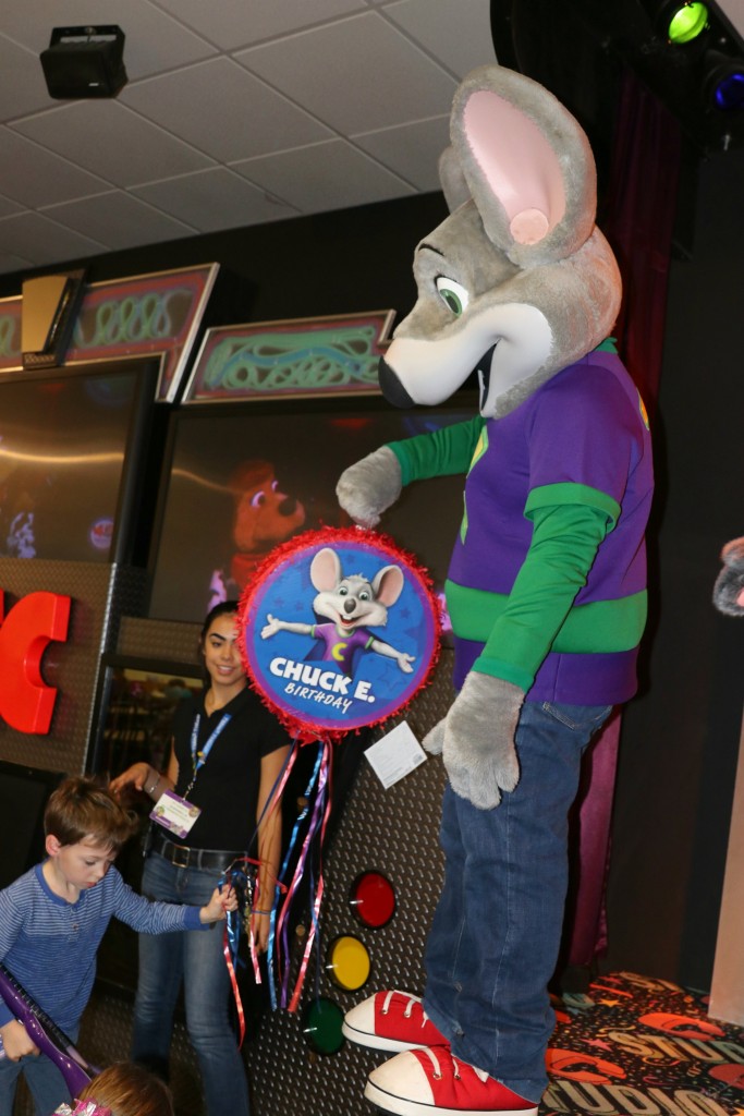 Epic New Birthday Parties At Chuck E. Cheese’s | It's a Lovely Life!